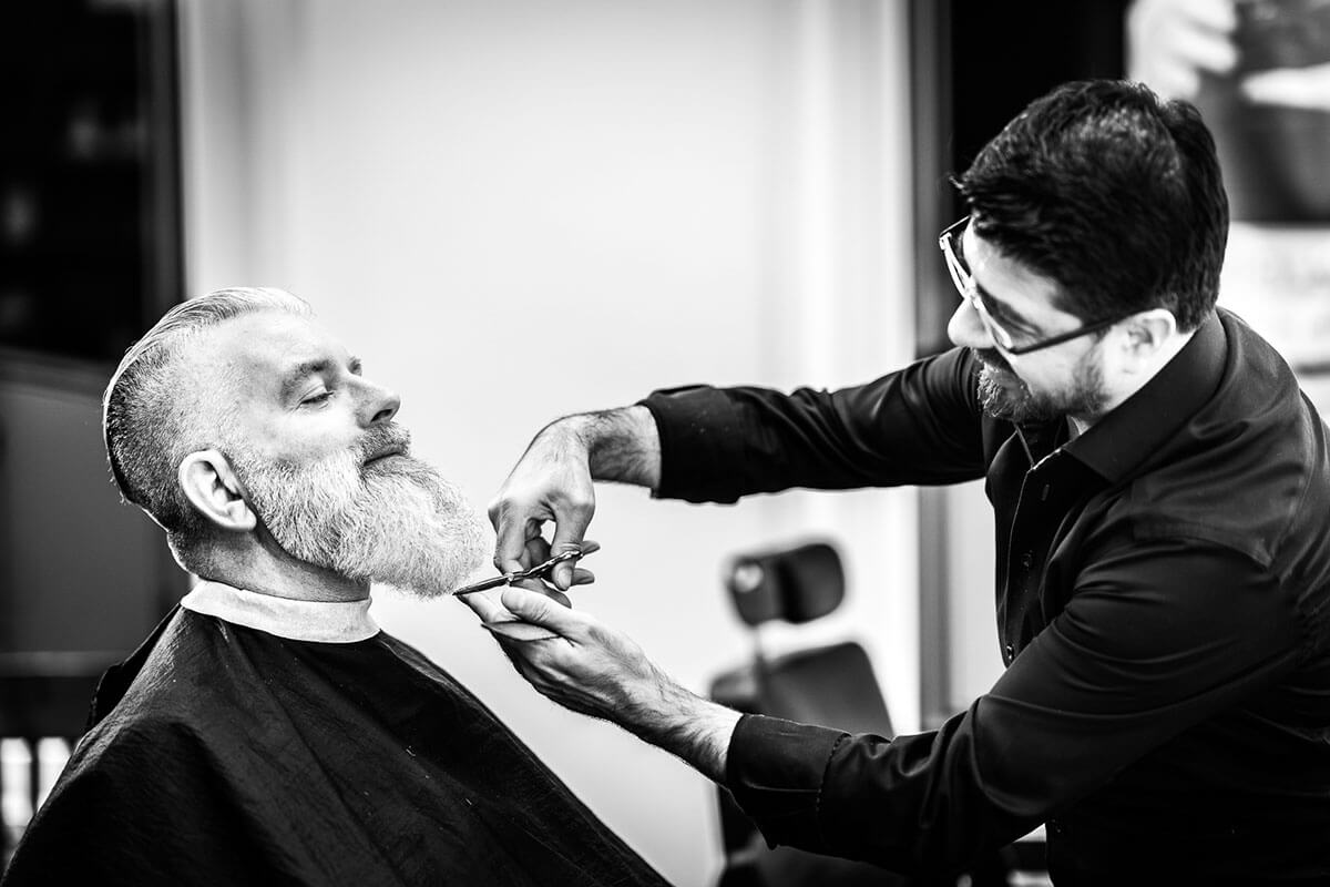 De herenkapper van het KNSM-eiland. Mannenkappers met passie en aandacht.